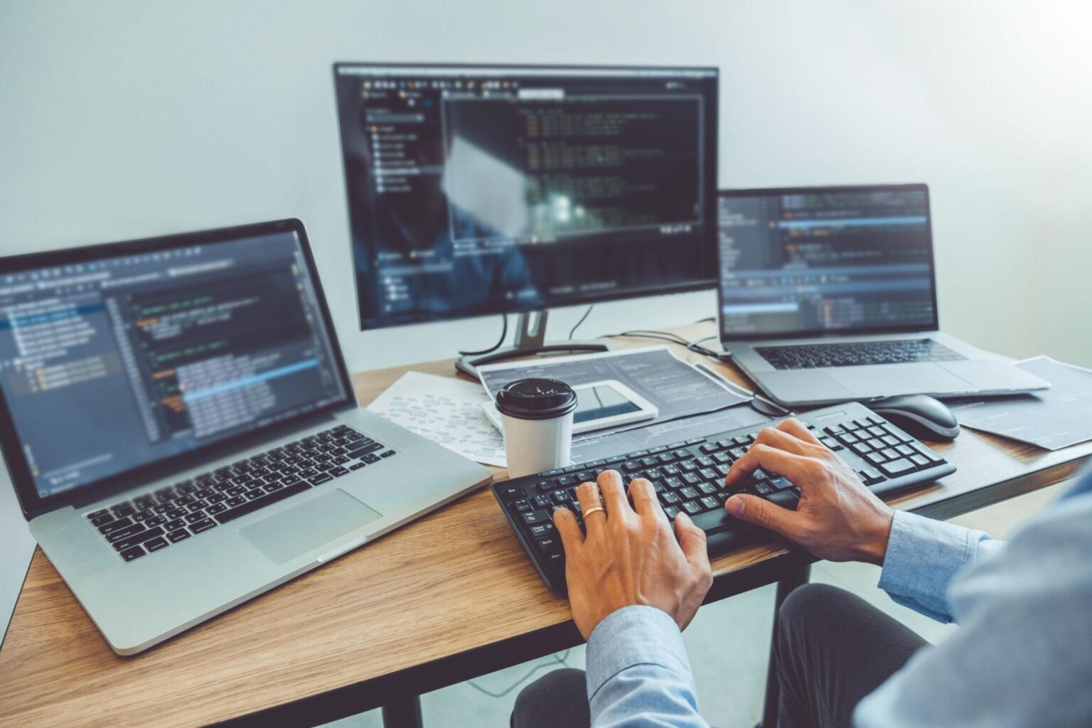 Custom Website vs Template Website: Which Is Better for Your Business ...